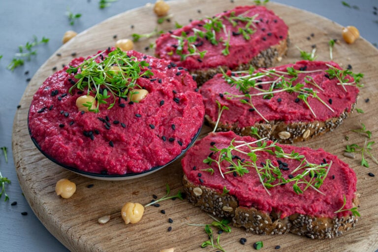 Rote Bete Hummus | Crane Cuisine